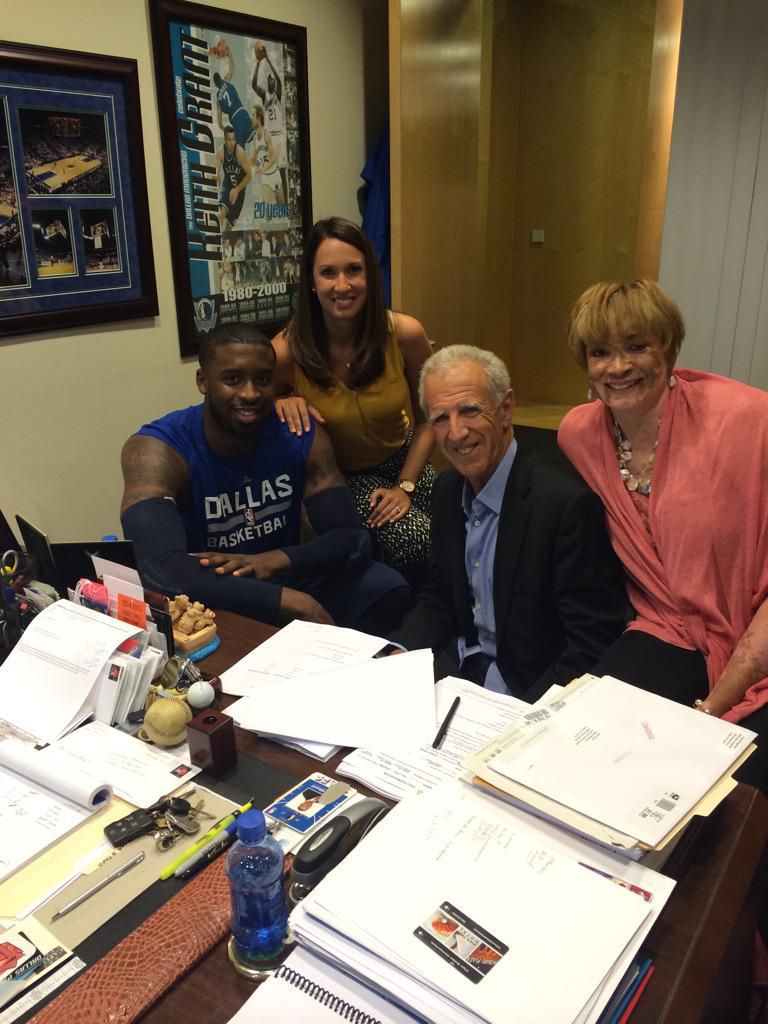 Wesley Matthews (@wesleymatthews) - Decide